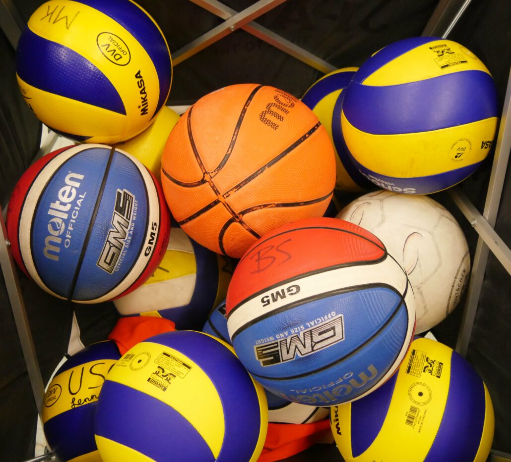 Ballschule und Volleyball in den Herbstferien - Universitäts-Sport-Club ...